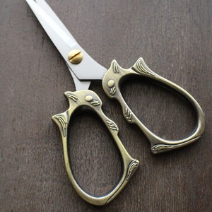 Squirrel Embroidery Scissors Cute Forest Animal Vintage Style Quilting ...