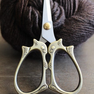 Squirrel Embroidery Scissors Cute Forest Animal Vintage Style Quilting ...