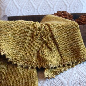 Leafy Capelet Knitting Pattern • Trailing Ivy Knitting Pattern PDF ...