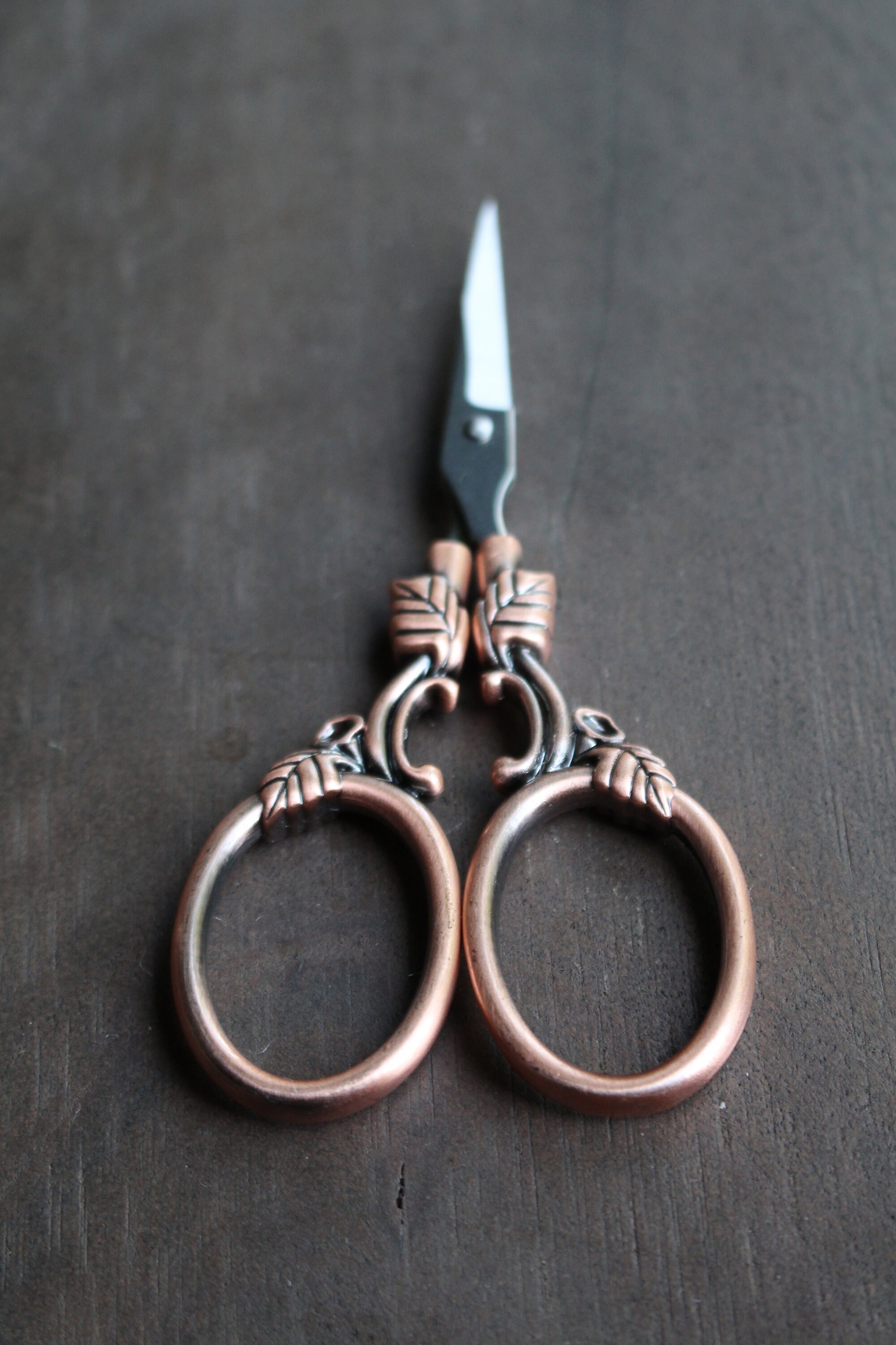 English Ivy Embroidery Scissors Vintage Style Quilting - Etsy