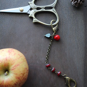 Squirrel Embroidery Scissors Cute Forest Animal Vintage Style Quilting ...