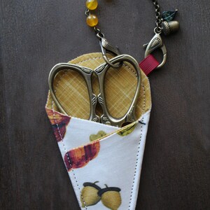 Squirrel Embroidery Scissors Cute Forest Animal Vintage Style Quilting ...