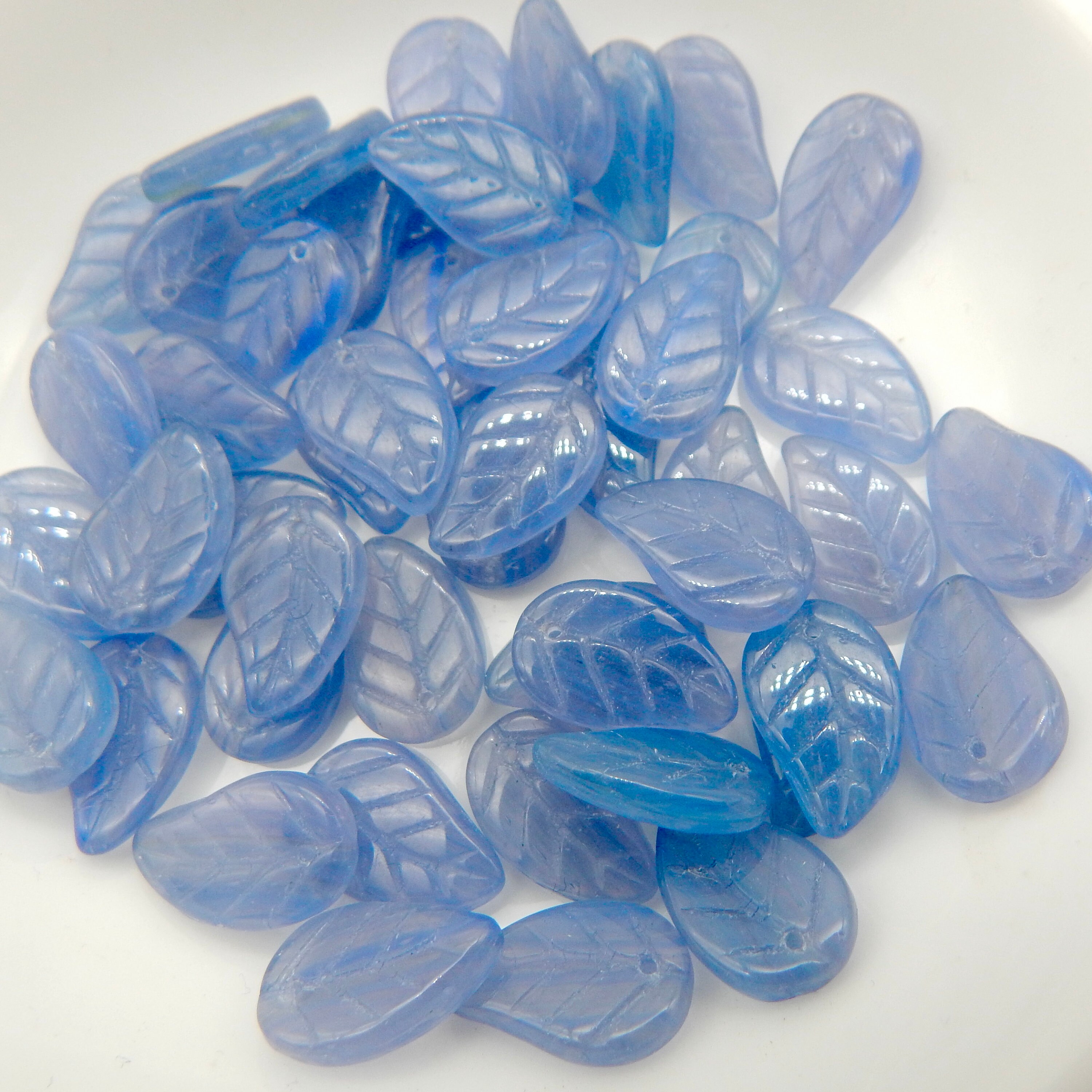 25 Pcs Blue Leaf Beads 14x9 Mm Leaves Czech Pressed Glass B-222 - Etsy