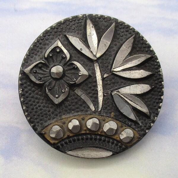 Victorian Button - Etsy