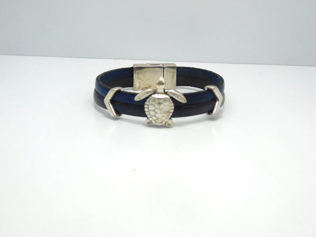 A Turtle's Life Under the Sea Leather Bracelet Cuff Animal Accessory - Etsy