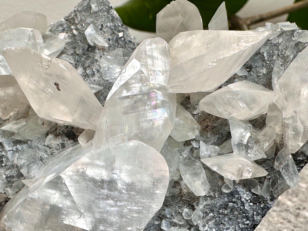 UV Reactive Clear Bladed Calcite From Qingyuan Fuijian China I Benz ...