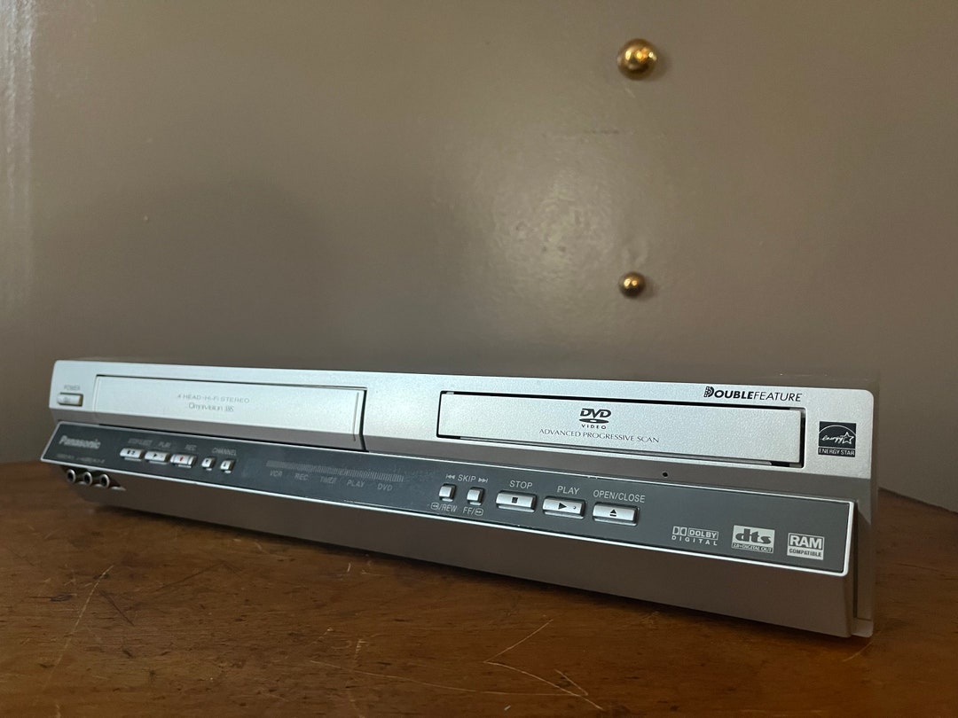 Vintage Early Y2K 2000s Panasonic PV-D4745S VCR DVD Combo Player Silver ...