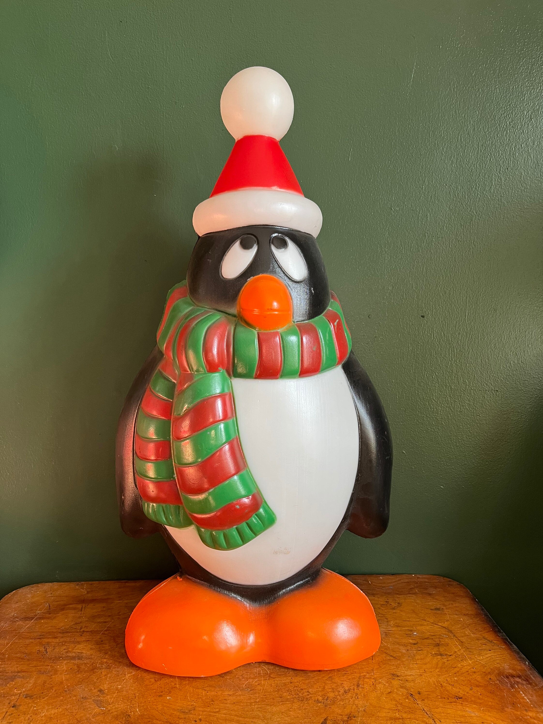24 Inch Light-up Blow Mold Black and White Penguin - munimoro.gob.pe