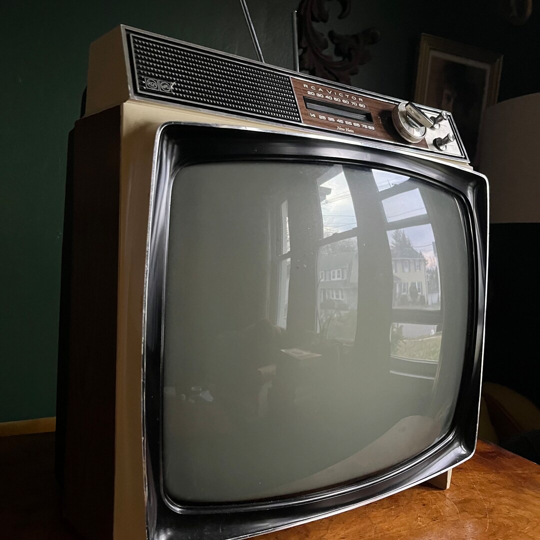 Vintage 1966 RCA Victor Portable Television 1960s TV No Plug Prop Only ...