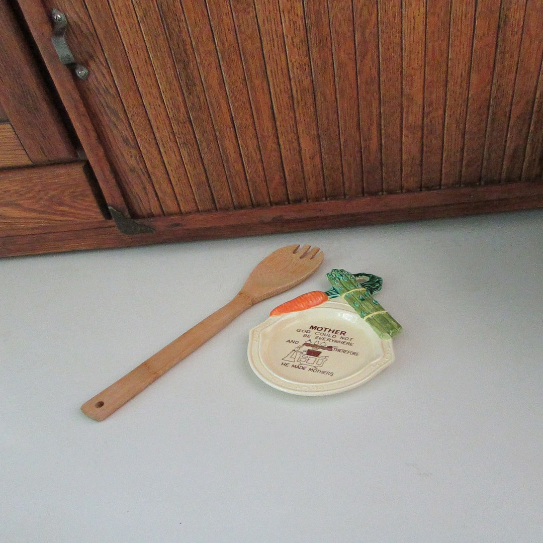 Mother Spoon Rest – Ceramic Skillet & Vegetables Spoon Rest – Vintage ...