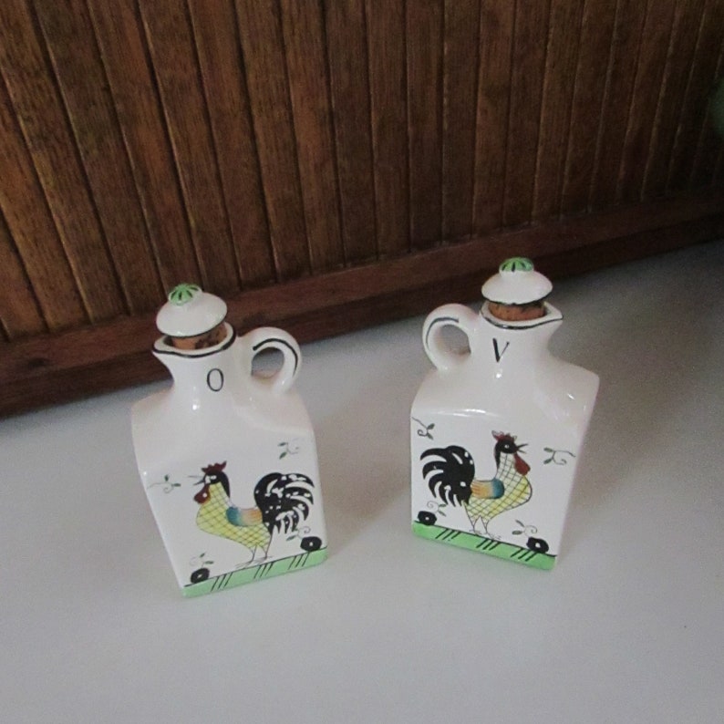 Green and White Rooster Ceramic Oil & Vinegar Cruet Set Set | Etsy