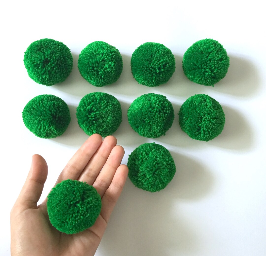 Forest Green Big Pom Pom 2 Inches, Boho Decor Party Supplies Yarn Pom ...