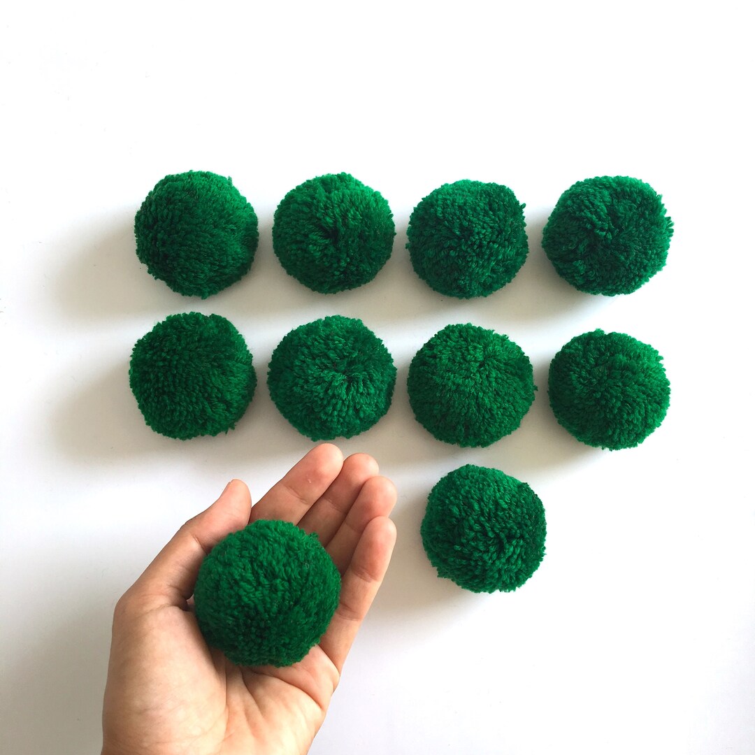 Dark Green Big Pom Pom 2 Inches, Boho Decor Party Supplies Yarn Pom Pom ...