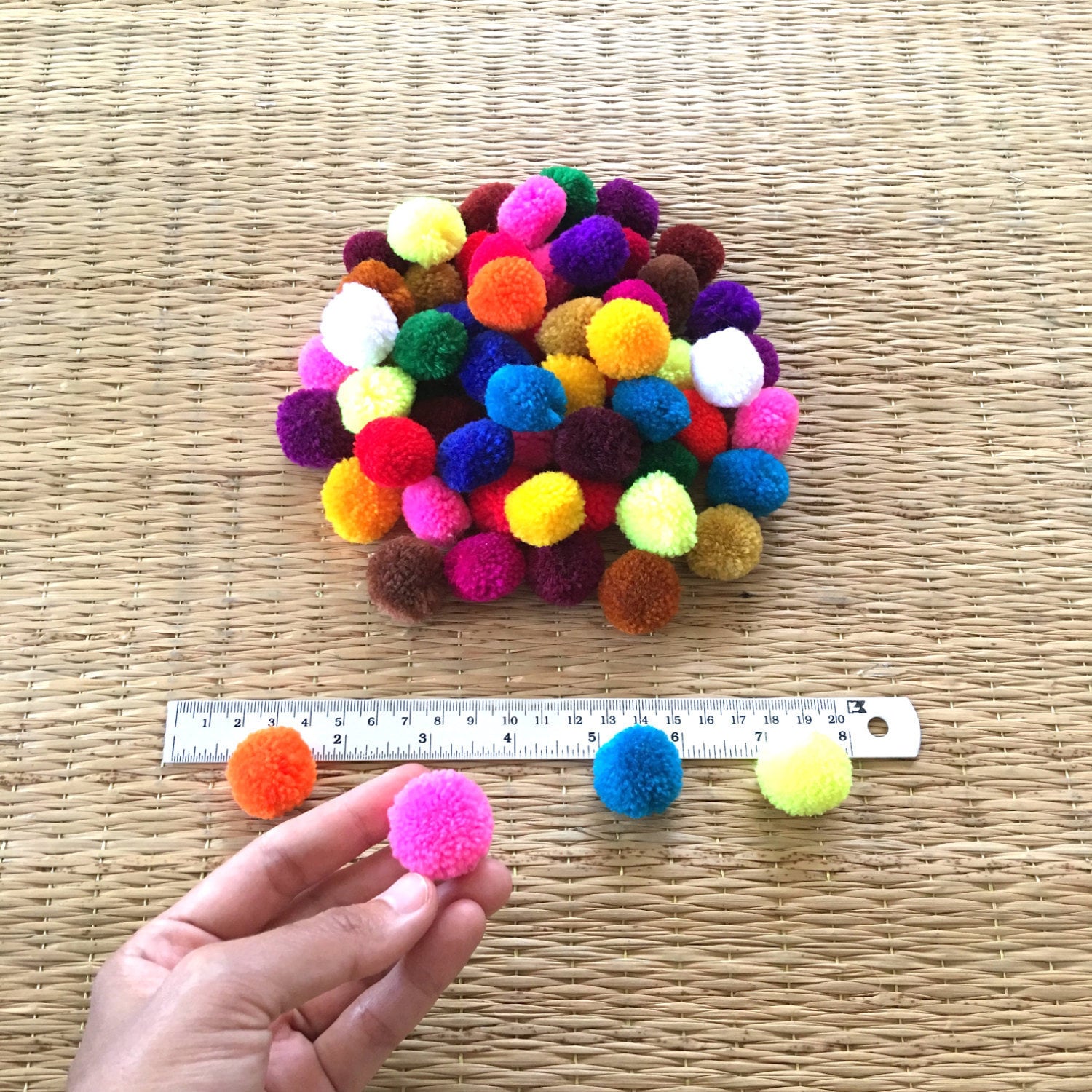 Light Brown Yarn Pom Poms 1 inch decorative ball jewelry | Etsy