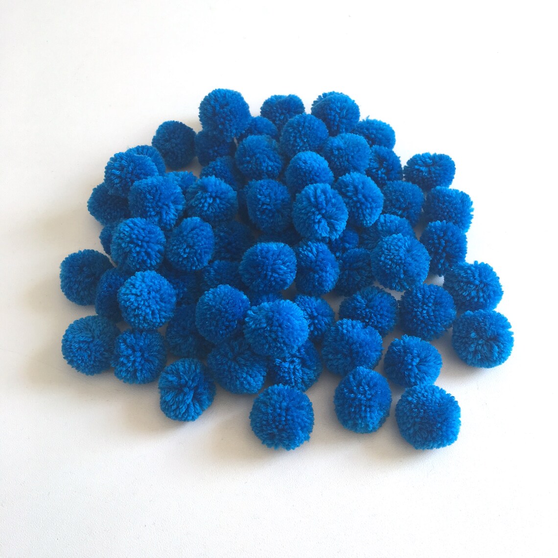 Ocean Blue Yarn Pom Poms 1 Inch Decorative Ball Jewelry - Etsy