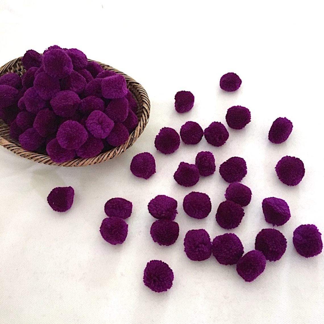Purple Yarn Pom Poms 1 Inch Decorative Ball Jewelry Making - Etsy