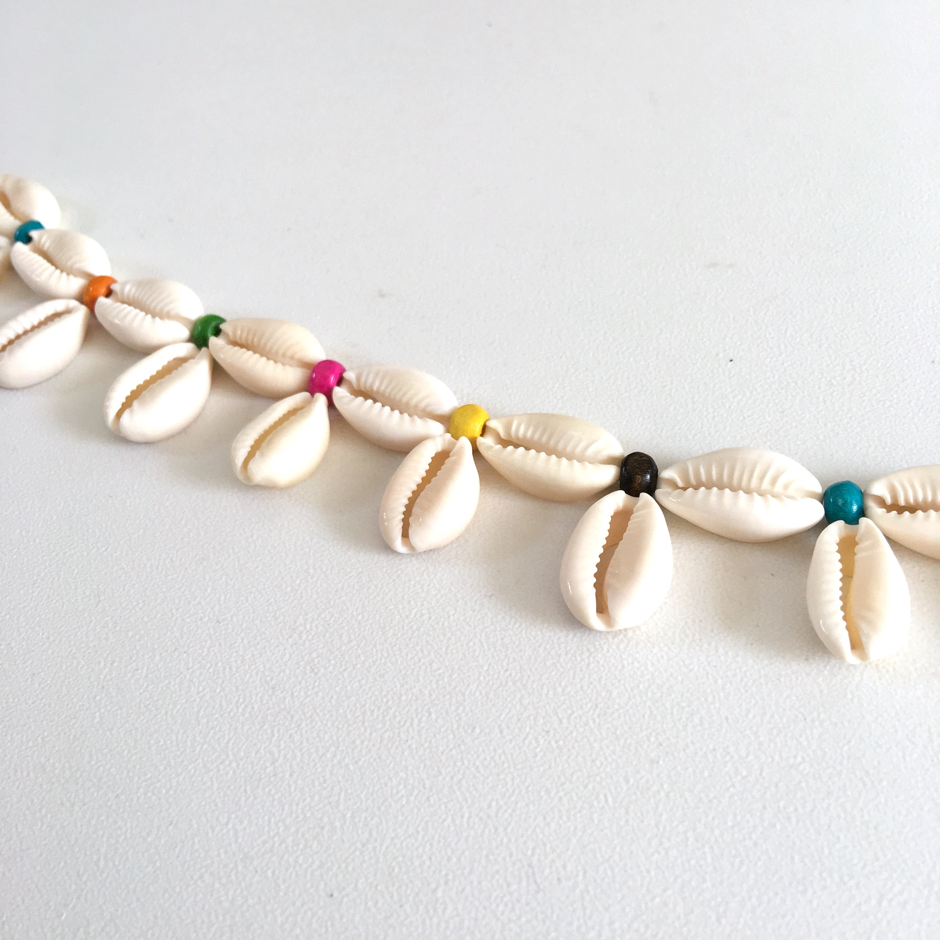 50 Grams Cowrie Shells: Mixed Size, Cut Back - Boho Tribal Crafts - Etsy