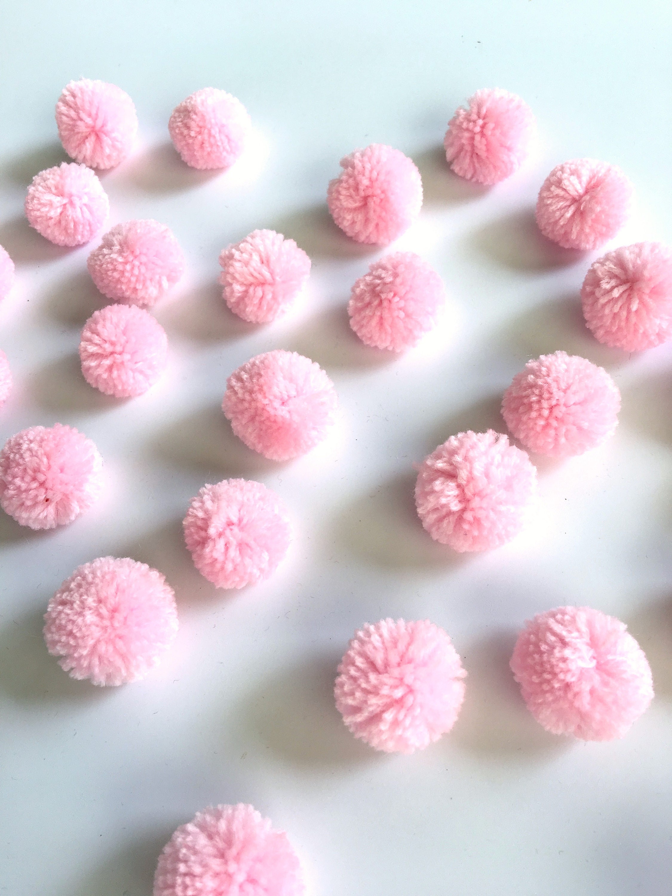 Blush Pink Yarn Pom Poms 1 Inch Decorative Ball Jewelry - Etsy Hong Kong