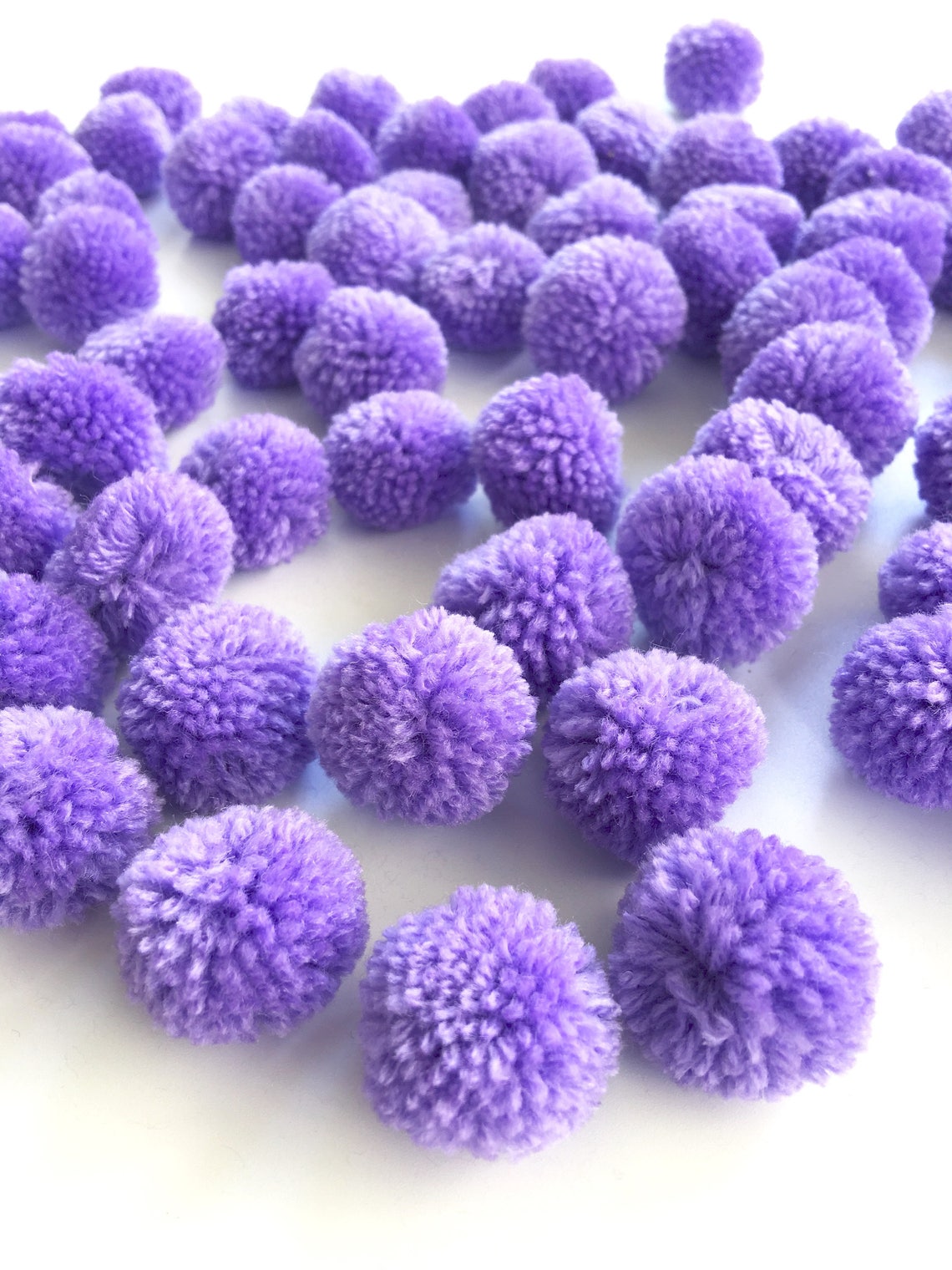 Lavender Yarn Pom Poms 1 Inch Decorative Ball Jewelry - Etsy