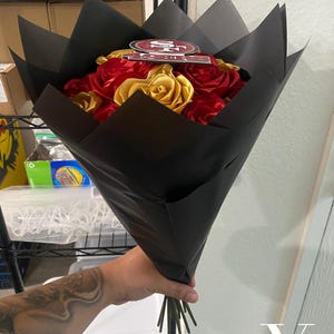 49ers Ribbon Rose Bouquet - Etsy