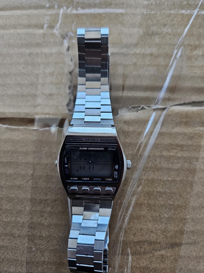 Seiko Digital Watch D229-5030 - Etsy