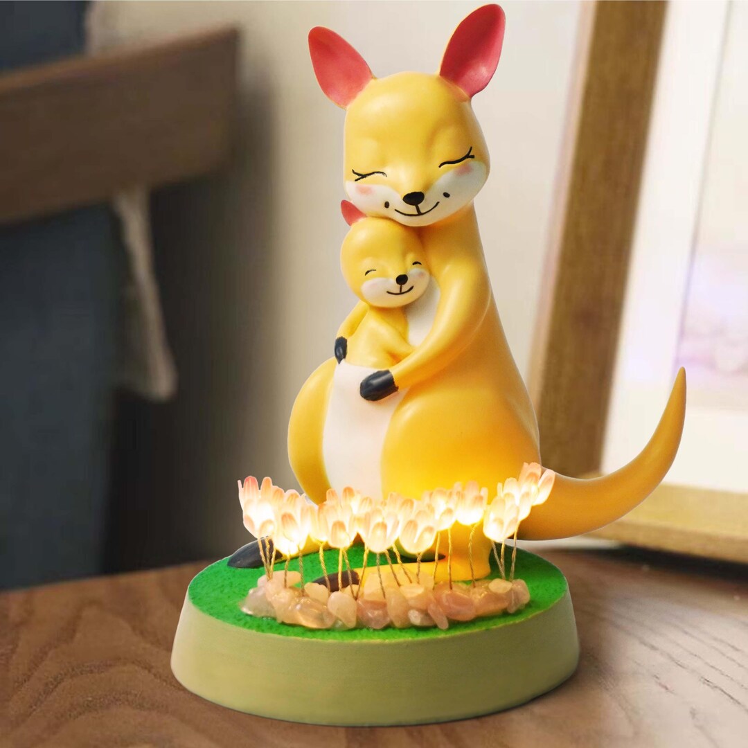 Kangaroo Statue Mothers Day Gift, Mother of the Bride Gifts, Gifts for ...