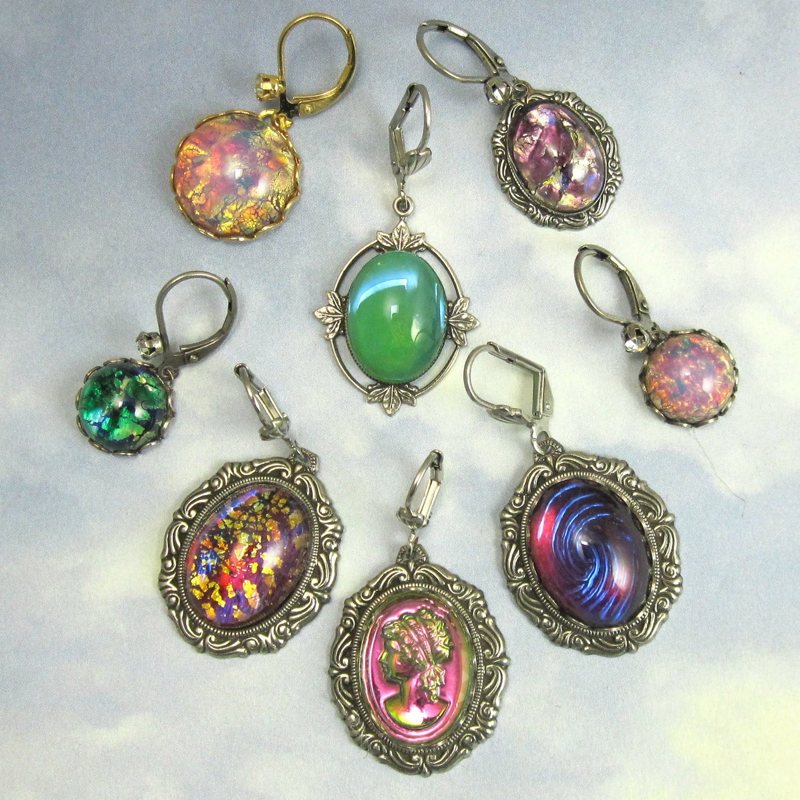 Red Vampire Earrings Red Gothic Vampire's Kiss Earrings in | Etsy