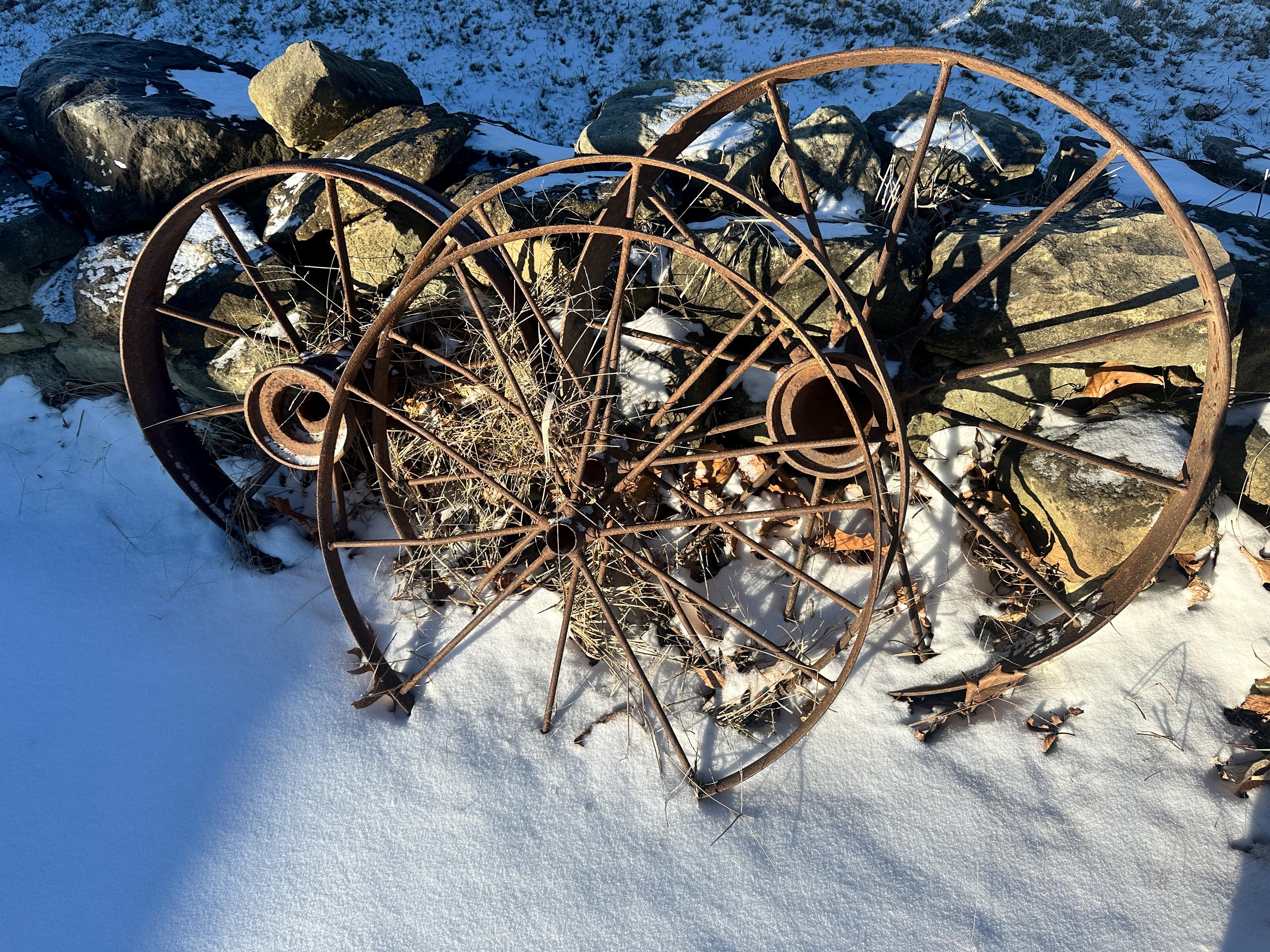 8 Old Metal Wagon & Buggy Metal Wheels, Rustic Primitive Antique ...