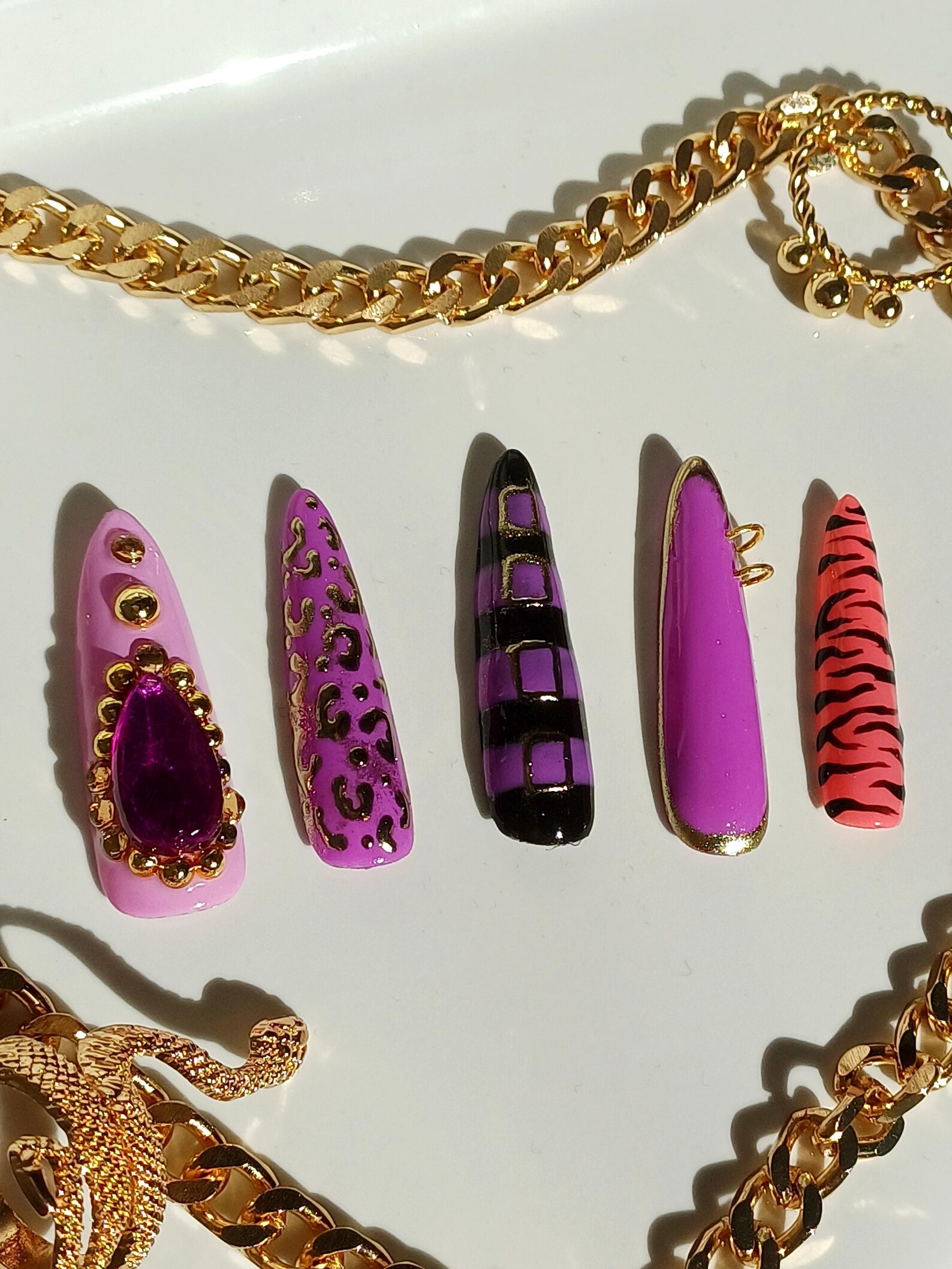 Clawdeen Wolf Monster High Press on Nails - Etsy