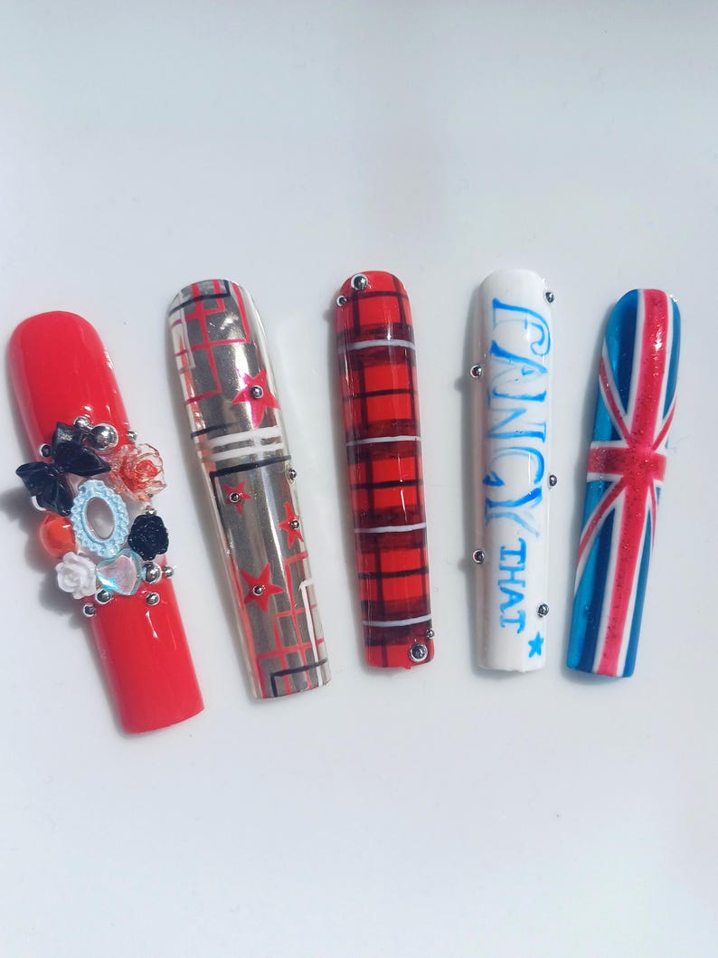 Pinkpantheress Fancy That Inspired Press on Nails | Custom British ...