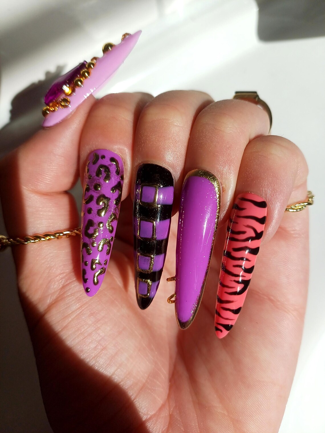 Clawdeen Wolf Monster High Press on Nails - Etsy