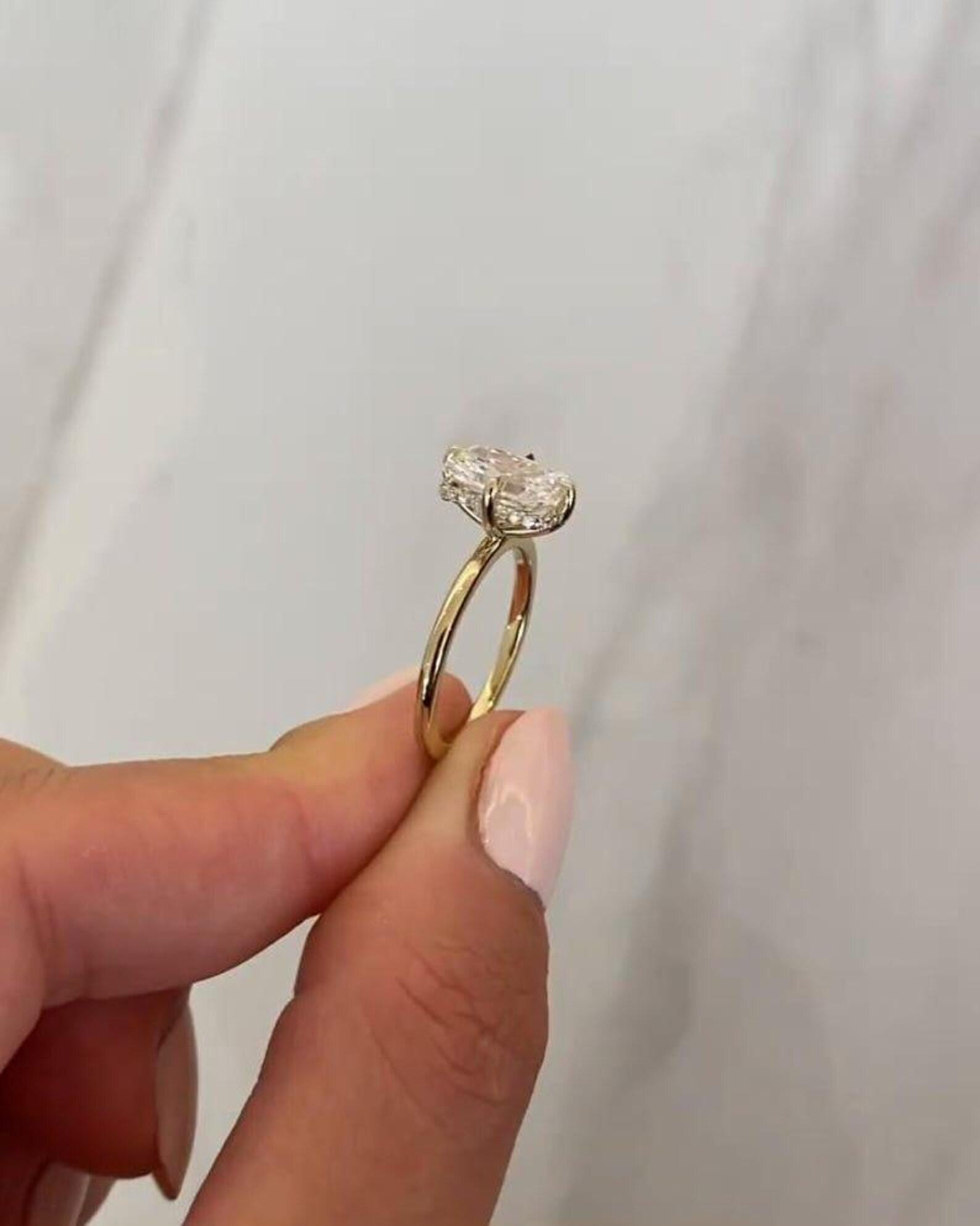 Stunning Radiant Cut Moissanite Engagement Ring With Compass Prong ...