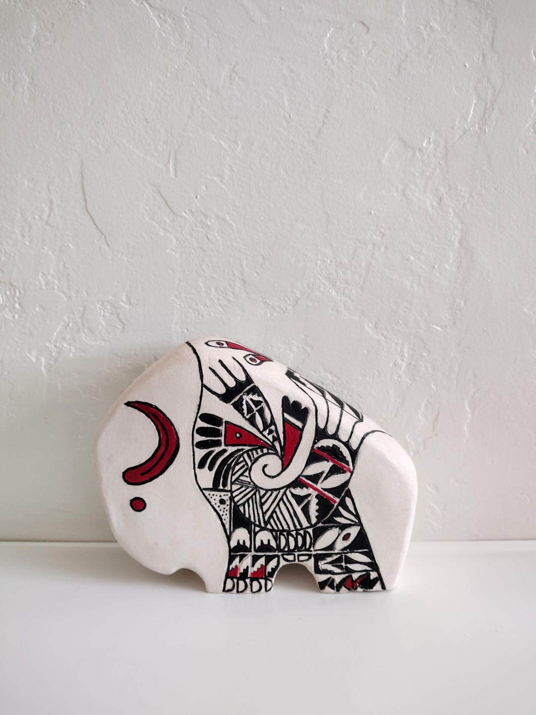 Native American Navajo 8.5" X 6.5" Hand Painted Ceramic Pottery Buffalo ...