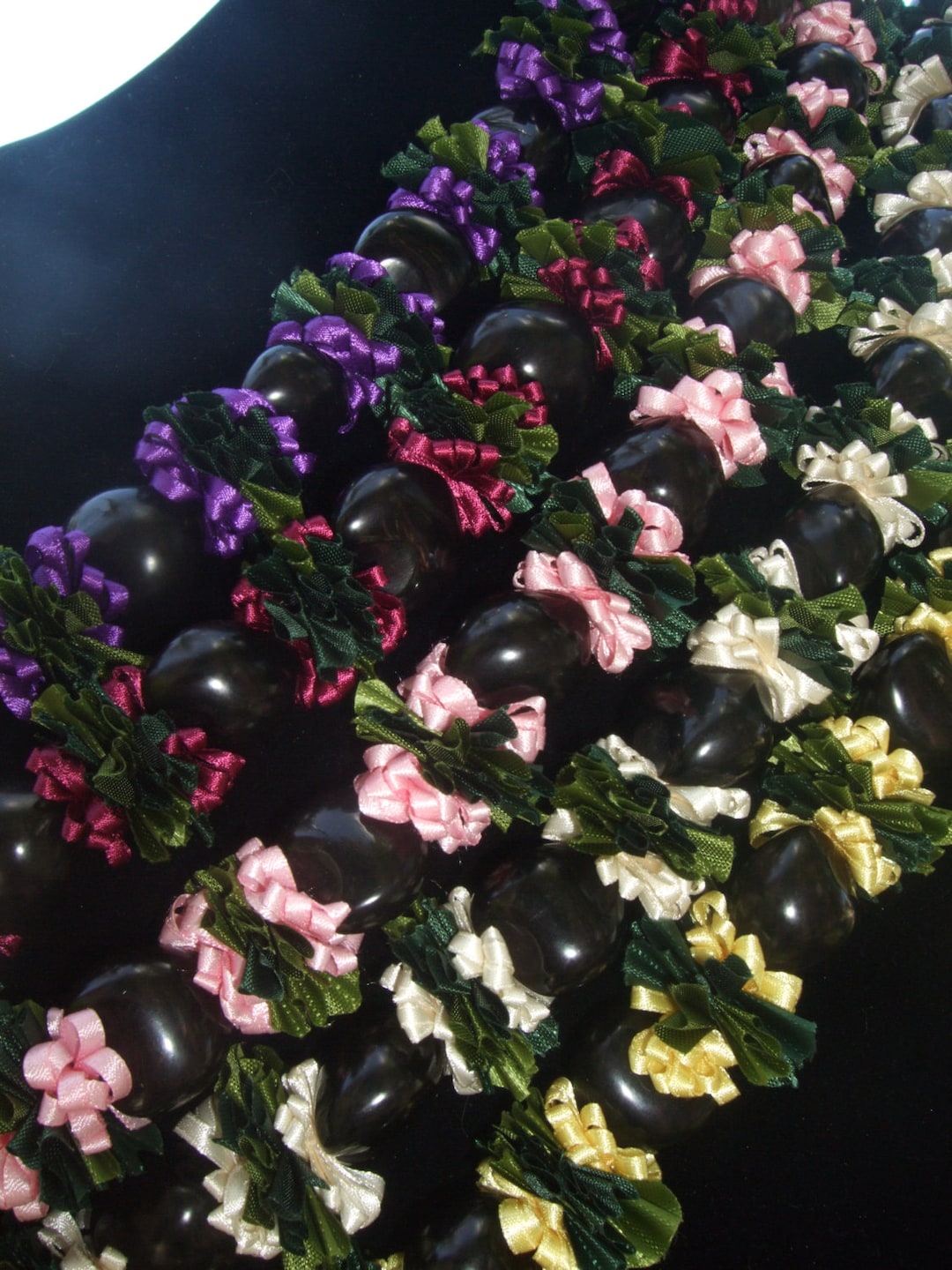 Deluxe Kukui Nut Lei - Etsy