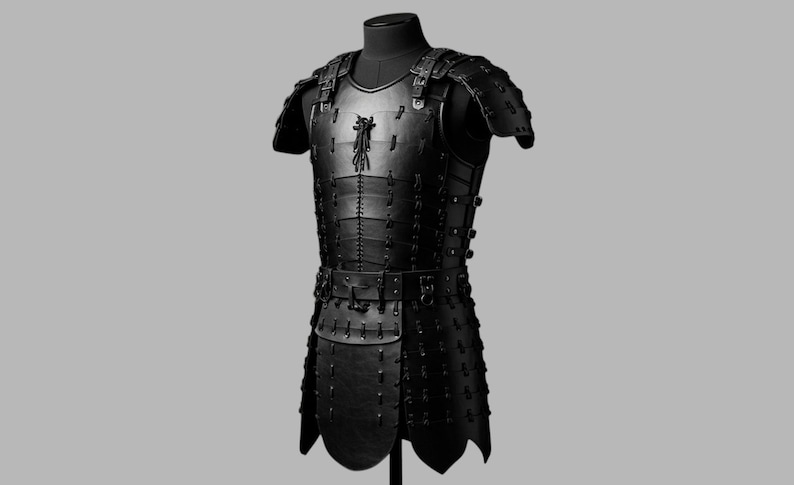 Dark Knight Leather Armor Set – Custom Black Battle Gear With Shoulder ...