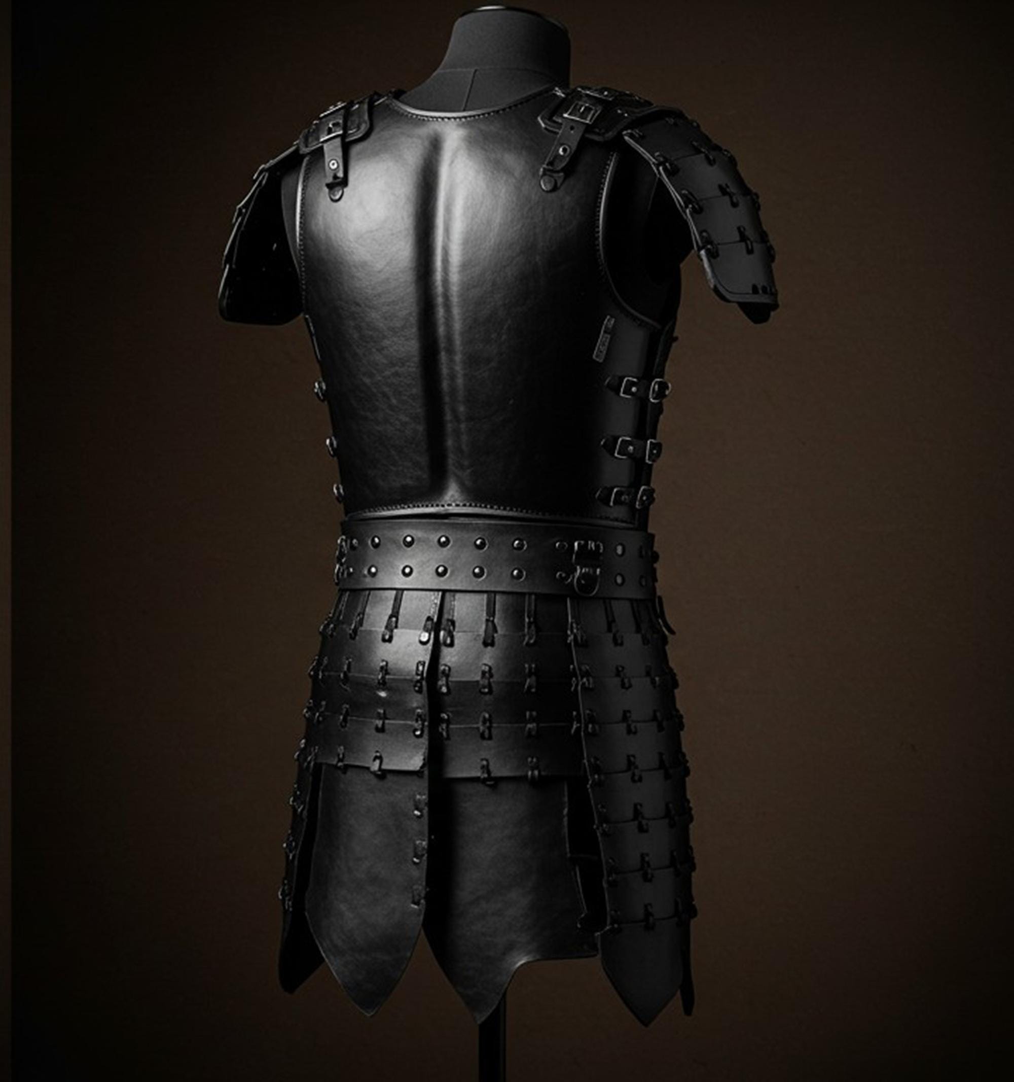 Dark Knight Leather Armor Set – Custom Black Battle Gear With Shoulder ...