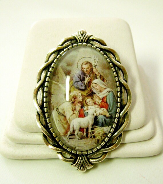Nativity brooch/pin BR10-092 | Etsy