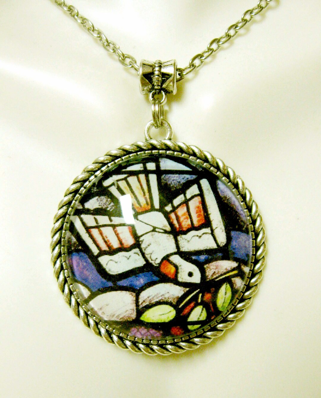 Holy Spirit Pendant and Chain - AP25-050 - Etsy
