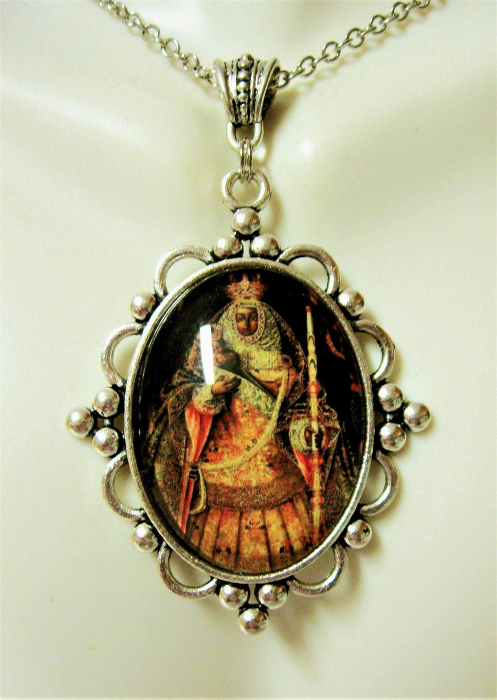 Our Lady of Candelaria Pendant and Chain - AP09-219 - Etsy