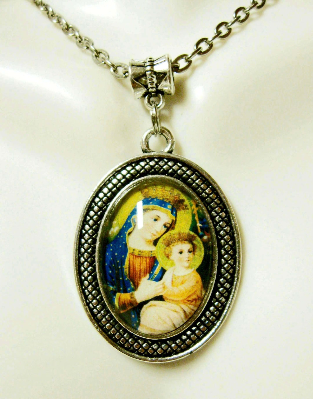 Our Lady of Perpetual Help Pendant and Chain - AP05-258 - Etsy
