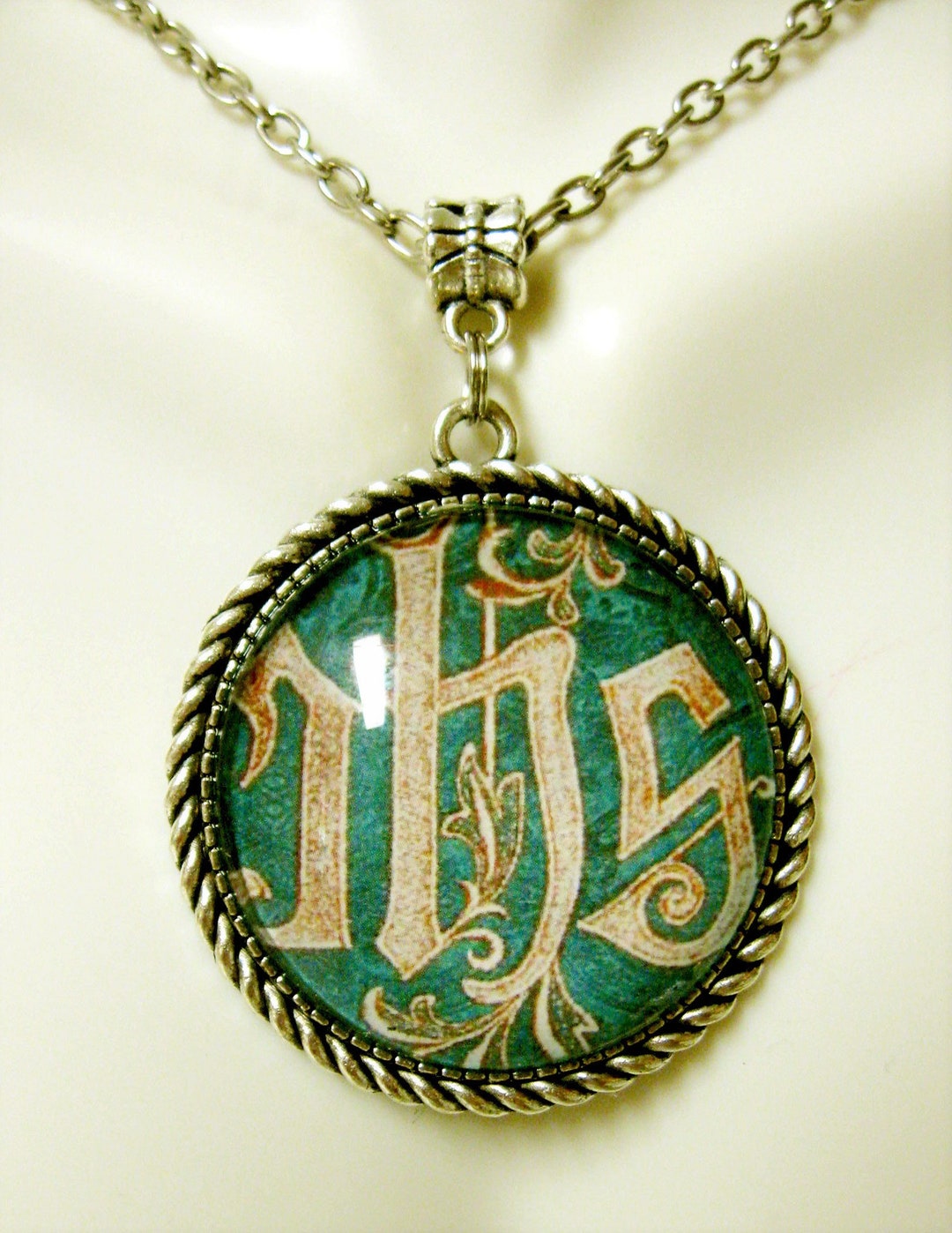 IHS Pendant and Chain - AP25-117 - Etsy