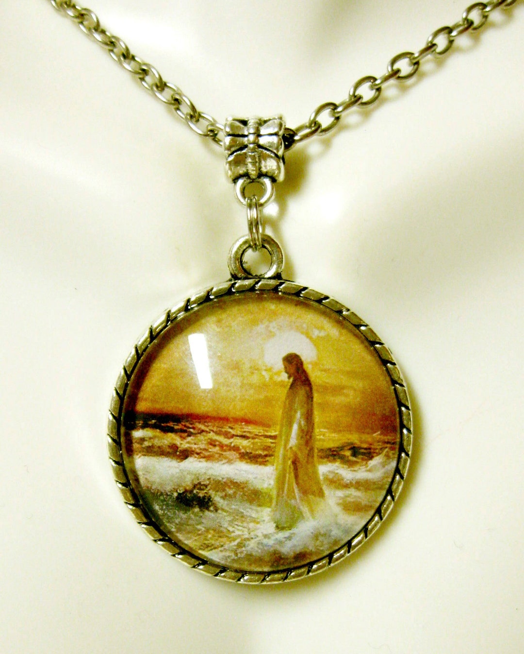 Christ Walking on Water Pendant and Chain - AP26-327 - Etsy