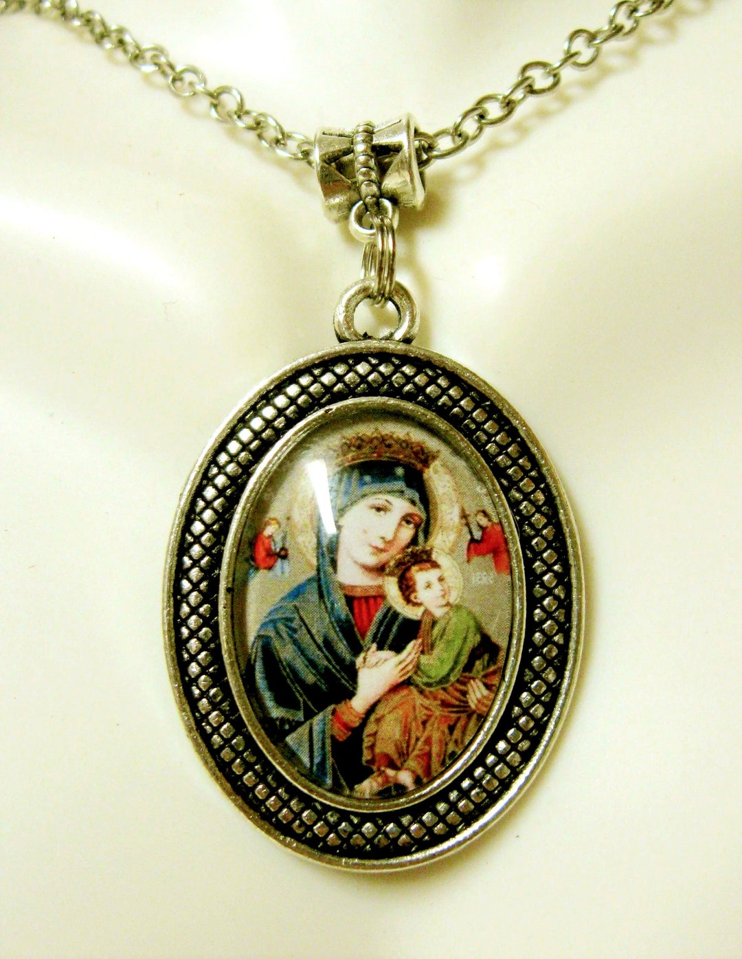 Our Lady of Perpetual Help Pendant and Chain - AP05-313 - Etsy