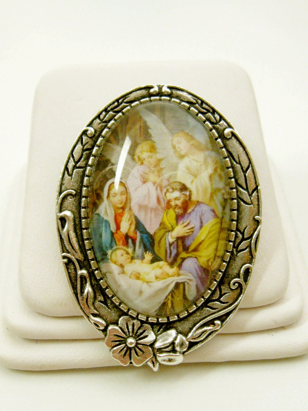 Nativity at Night Brooch/pin - BR10-106 - Etsy