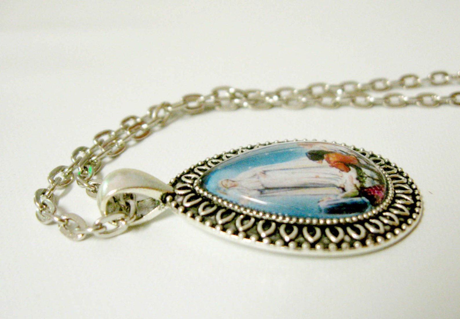 Our Lady of Fatima Pendant With Chain AP15-036 - Etsy