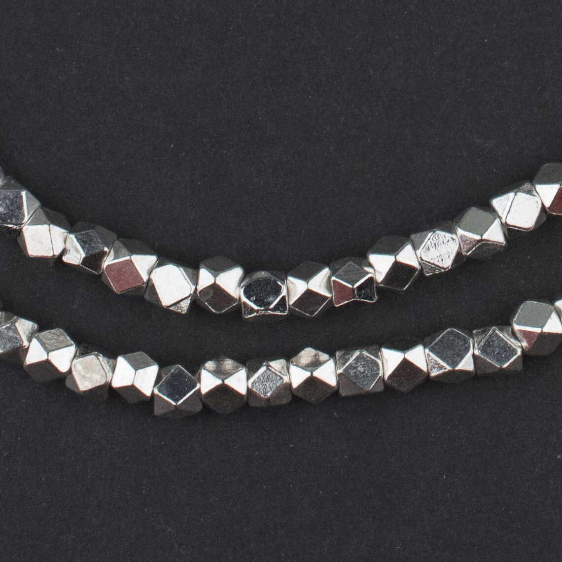 140 Shiny Silver Diamond Cut Beads: Faceted Cube Beads 4mm Cornerless ...