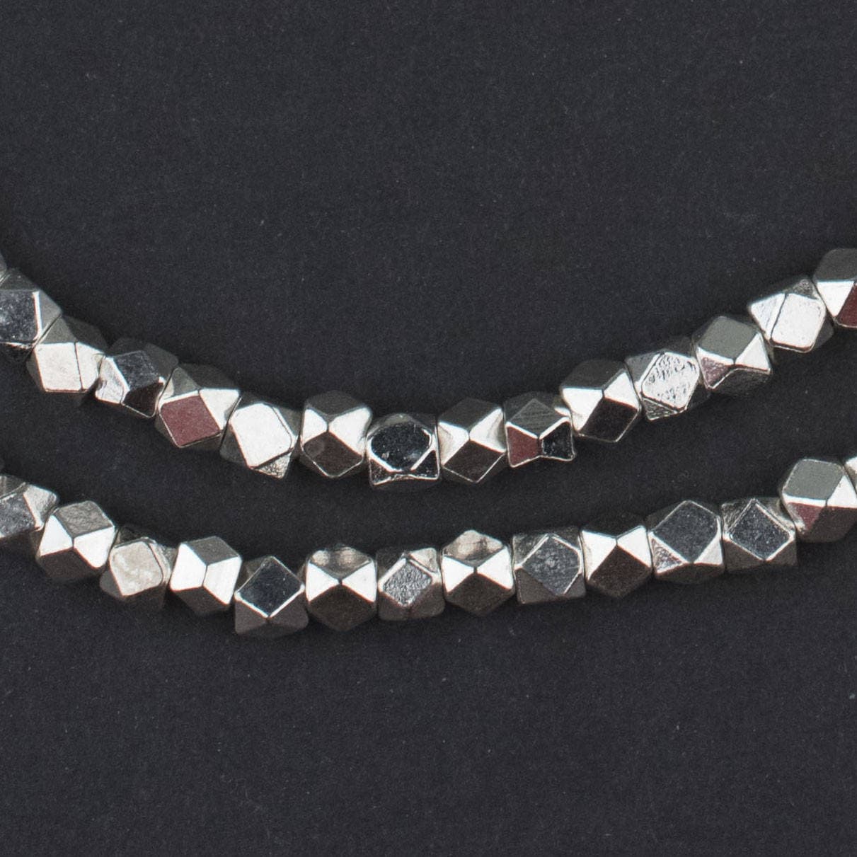 140 Shiny Silver Diamond Cut Beads: Faceted Cube Beads 4mm Cornerless ...