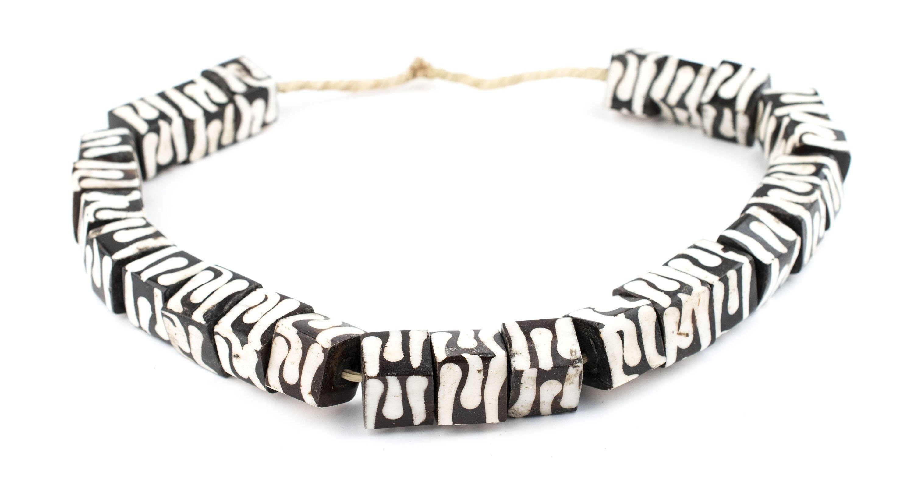 25 Traditional Batik Bone Beads: Dyed Bone Beads Patterned - Etsy