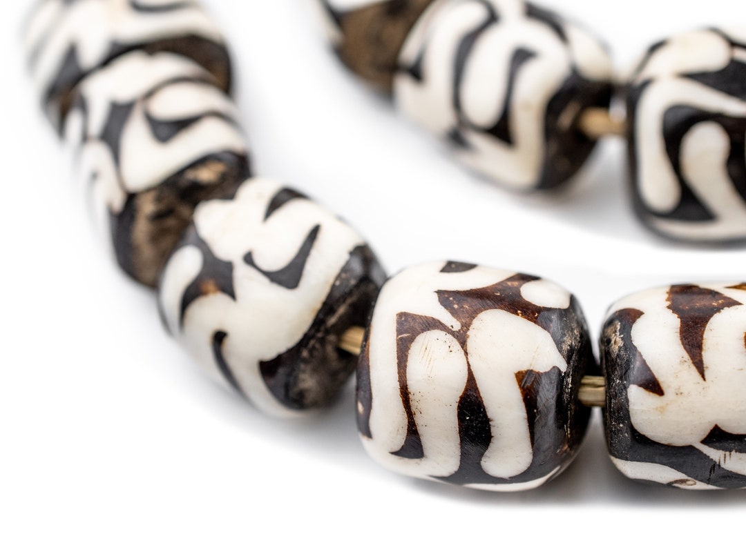 20 Traditional Batik Bone Beads: Dyed Bone Beads Reclaimed Cow Bone Boho Bone Beads Kenya Bone ...