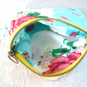 Real Vintage Handkerchief Bags / Small Zippered Cosmetic Bags / Vintage ...